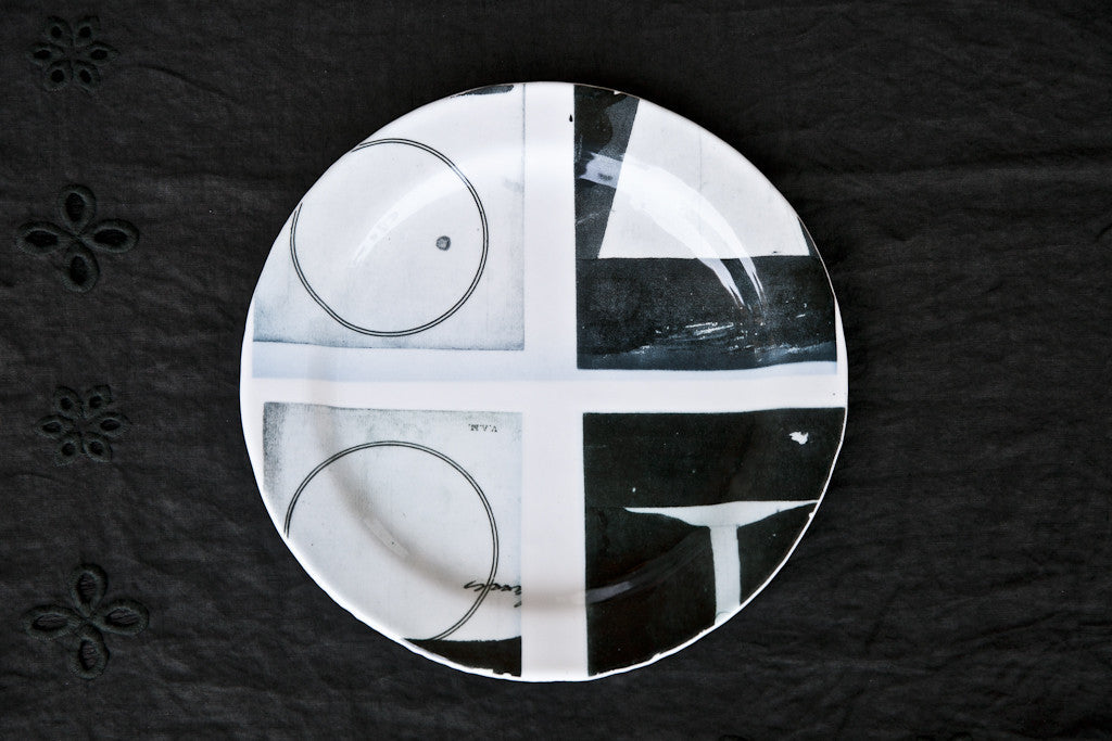 Bianco Nero Goblet Glass Dinner Plates by Forme Roma – DishesOnly